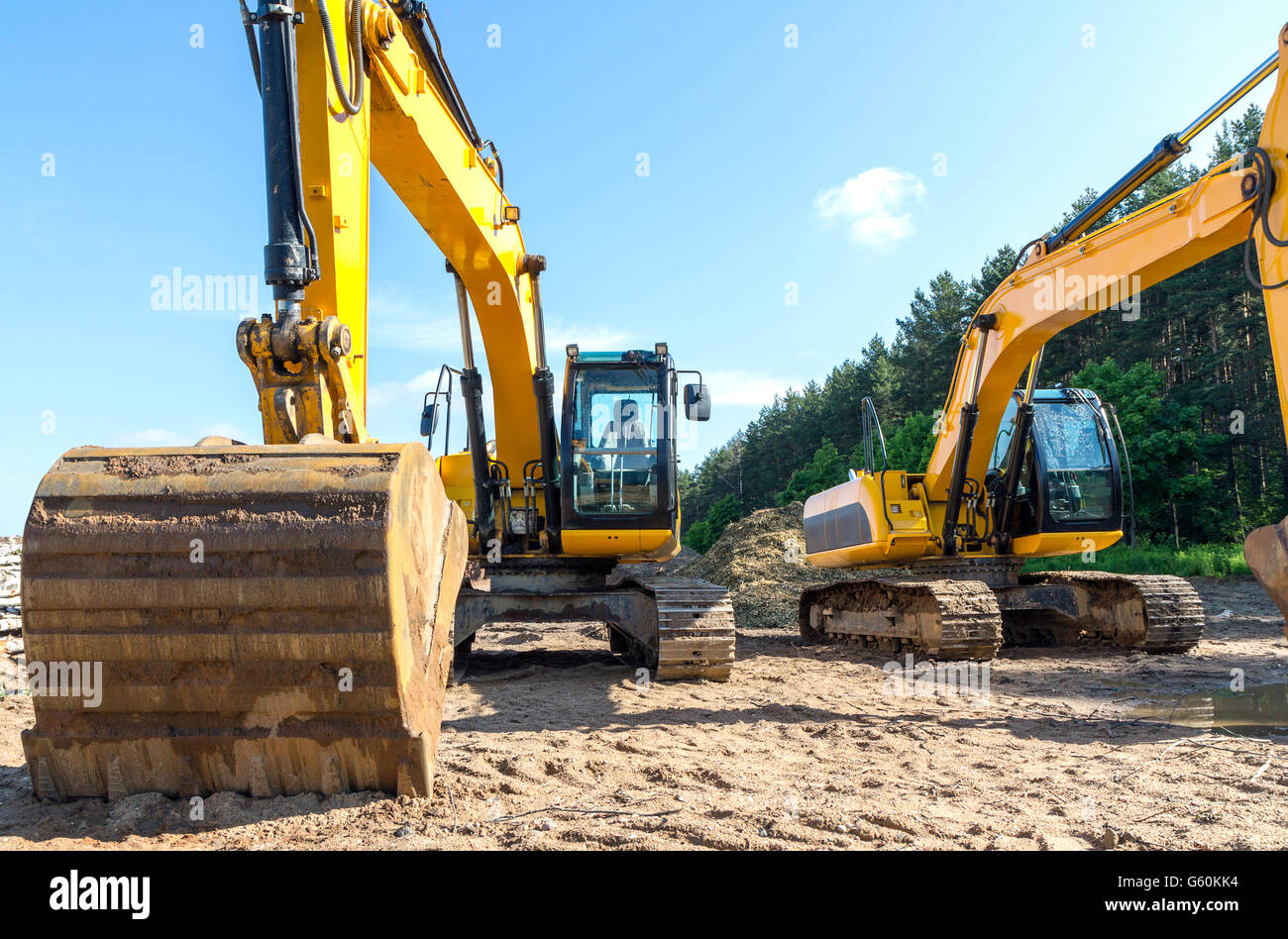 Earth mover hi-res stock photography and images - Alamy