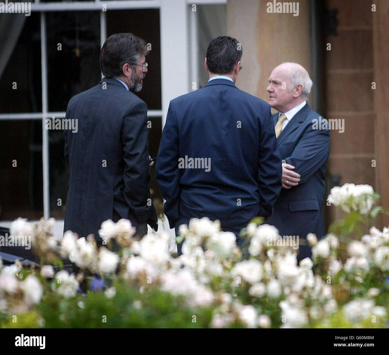 Gerry kelly back to camera hi-res stock photography and images - Alamy