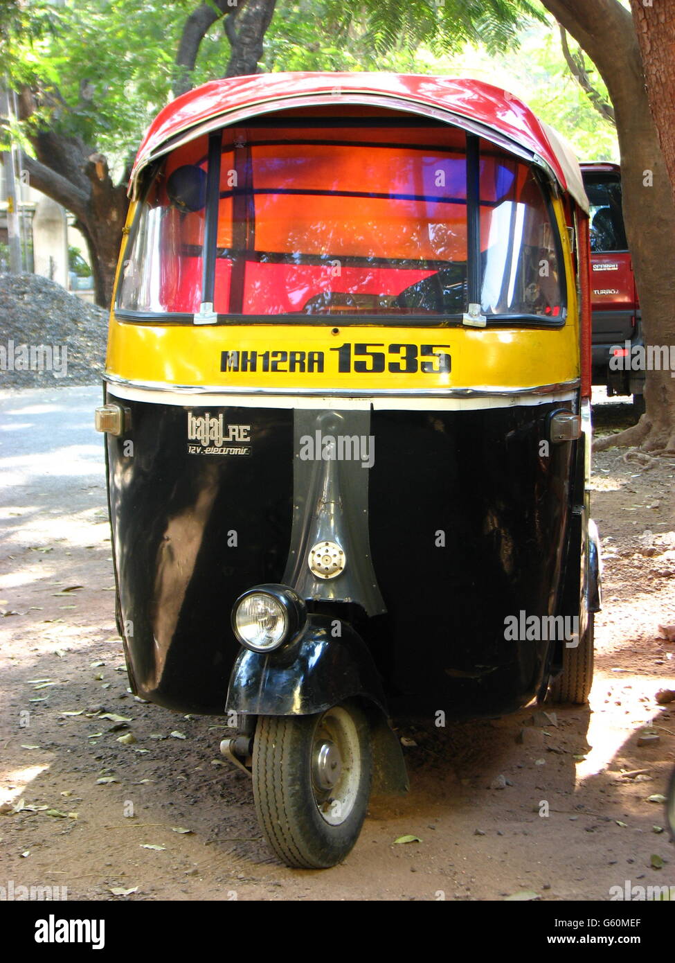 Autorickshaw rickshaw hi-res stock photography and images - Alamy