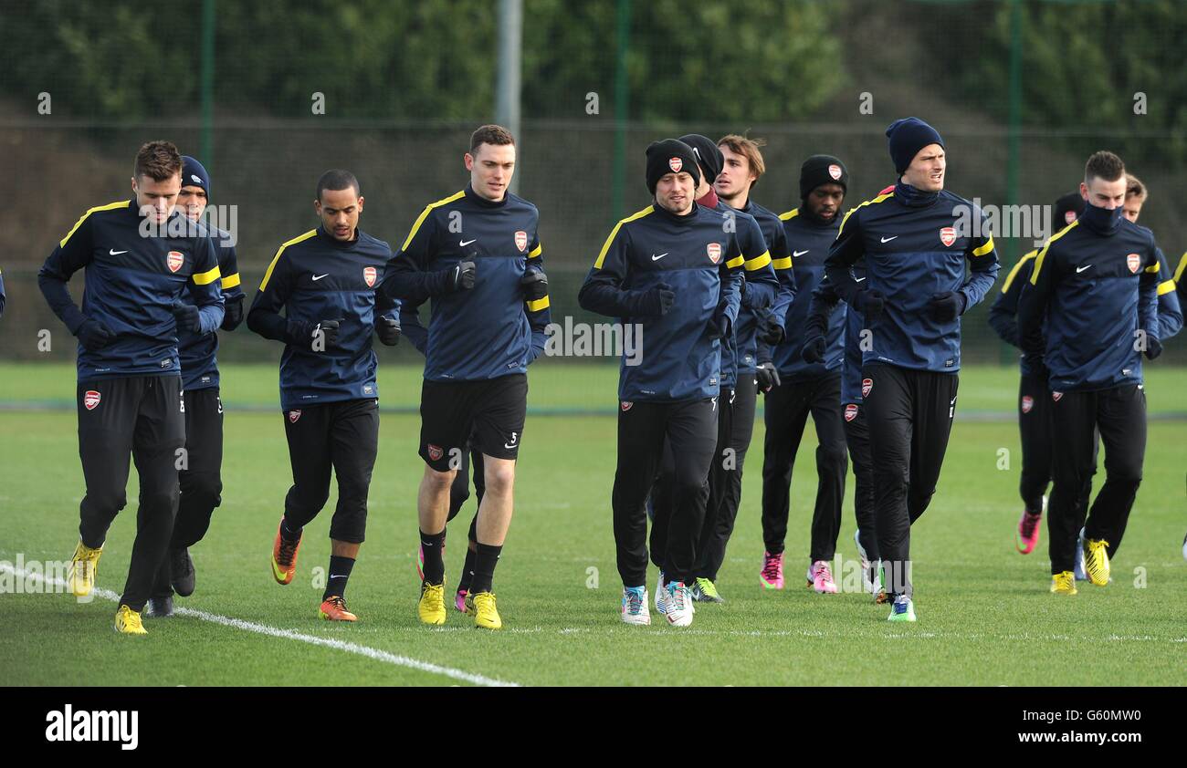 Bayern munich players warm hi-res stock photography and images - Alamy