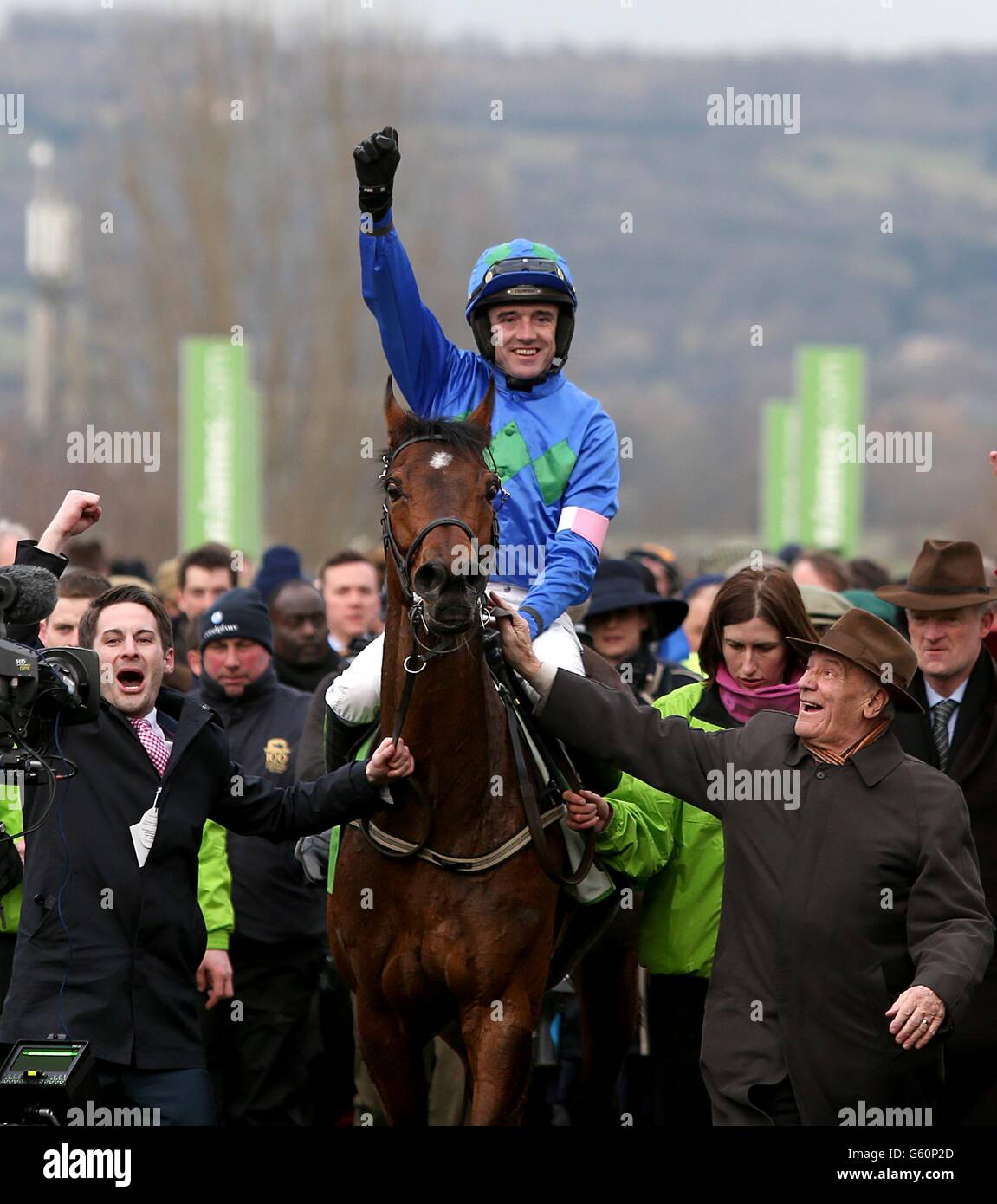 Hurricane fly winning stan james champion hurdle challenge trophy hi ...