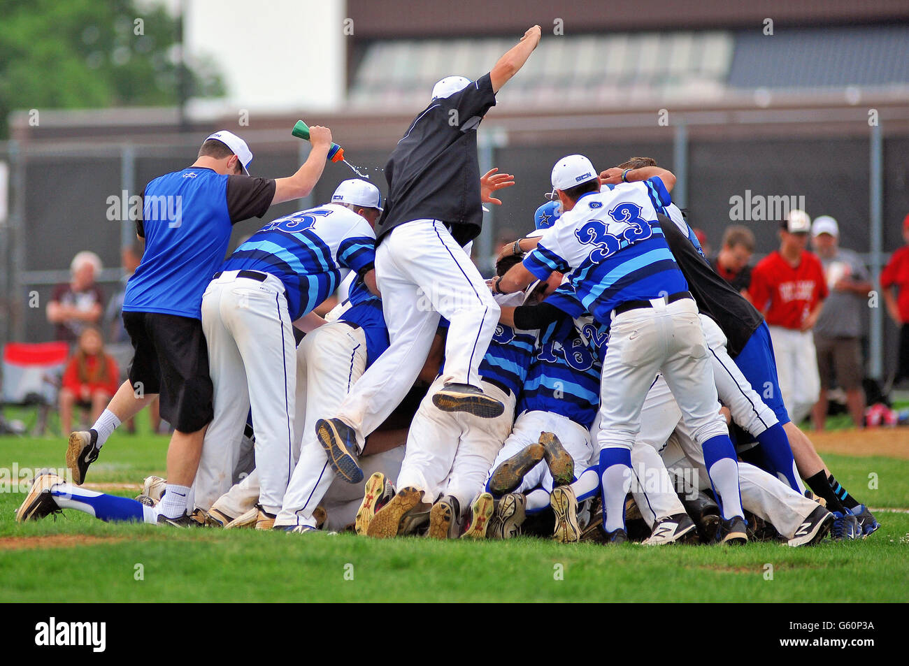 Human pile hi-res stock photography and images - Alamy