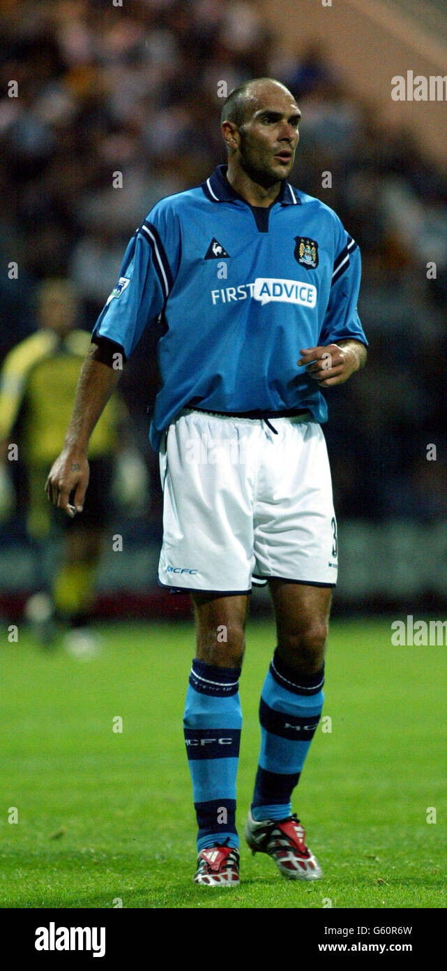 Laurent Chavert of Manchester City FC Stock Photo - Alamy
