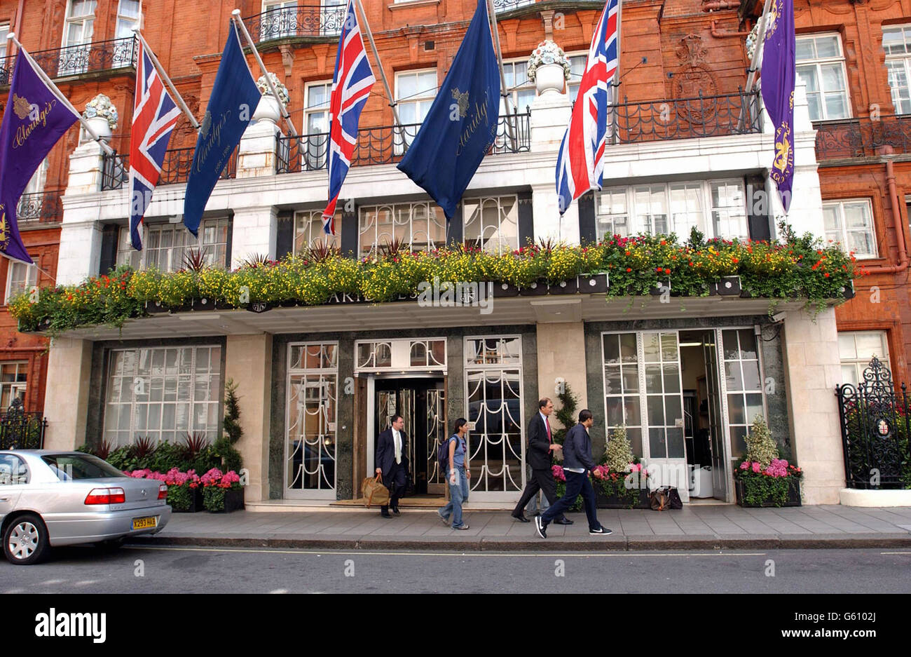 Claridges hotel exterior hi-res stock photography and images - Alamy