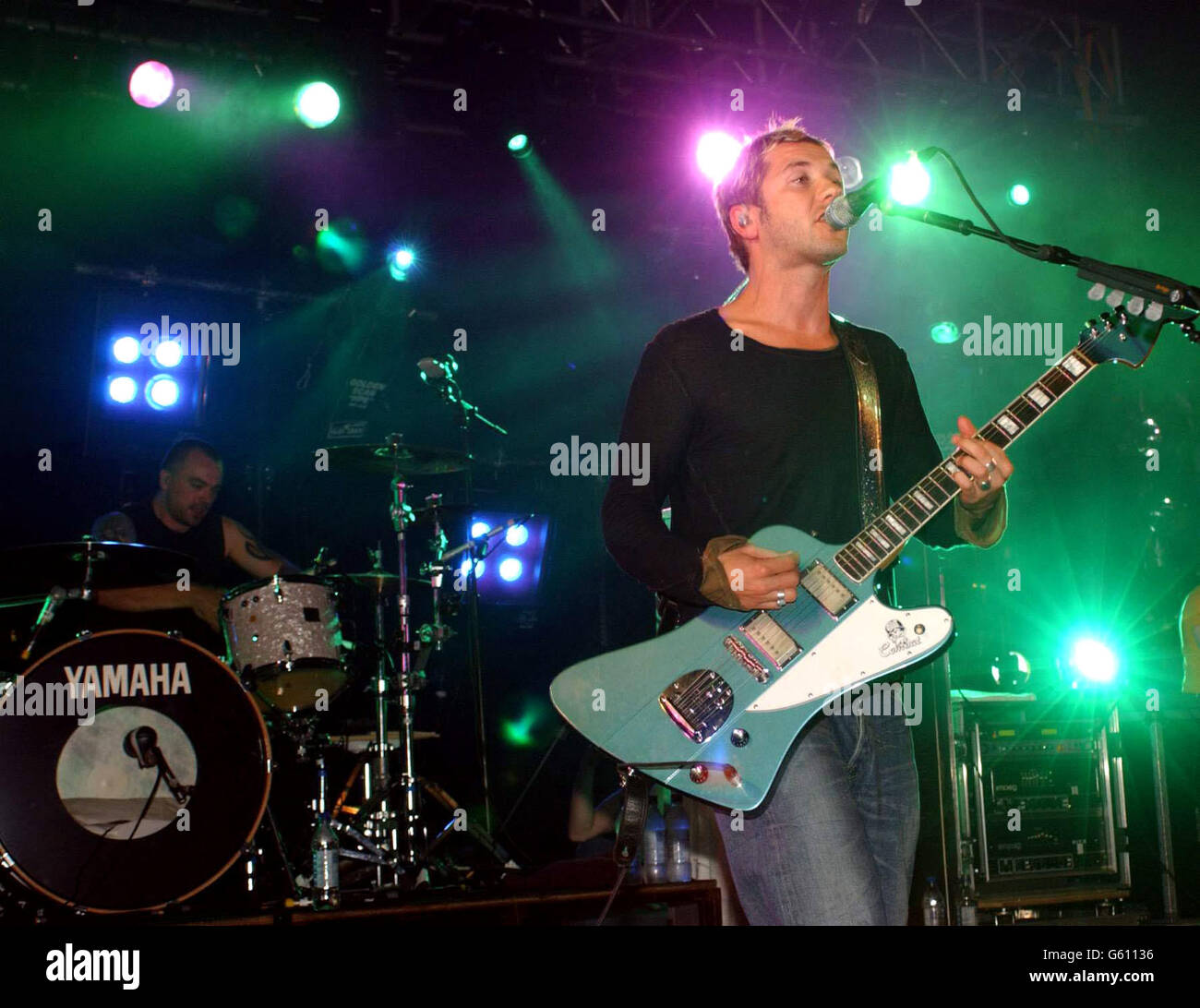 Feeder performing on evening session stage reading festival hi-res ...