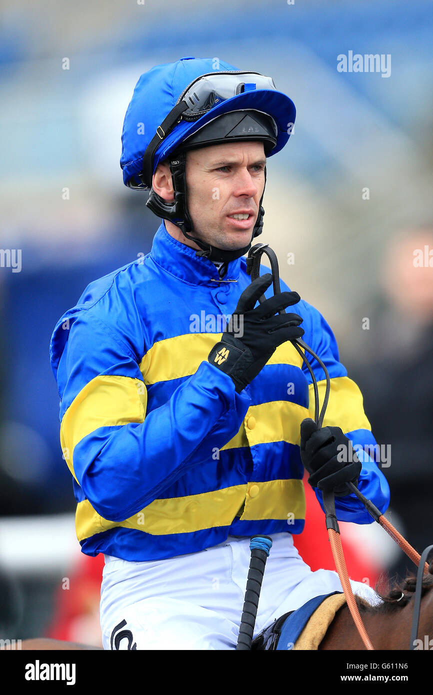 Graham lee jockey hi-res stock photography and images - Alamy