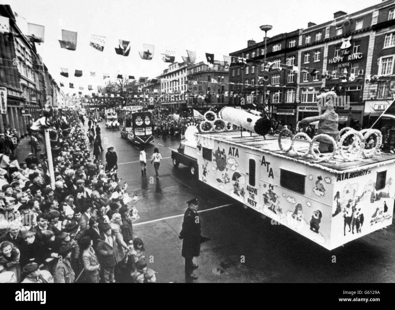 Traditions - St Patrick's Day Parade - Dublin Stock Photo - Alamy