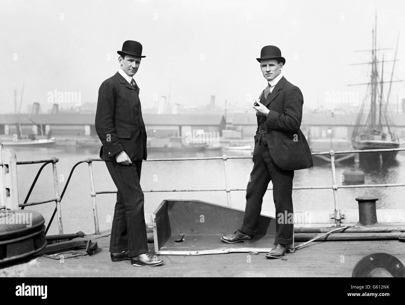 Dr george simpson meteorologist and lt teddy evans hi-res stock ...