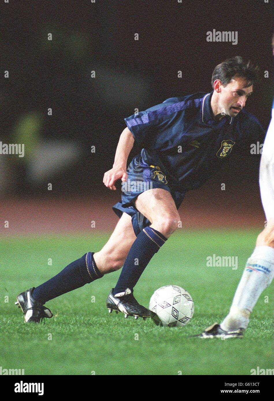 Pat nevin scotland hi-res stock photography and images - Alamy