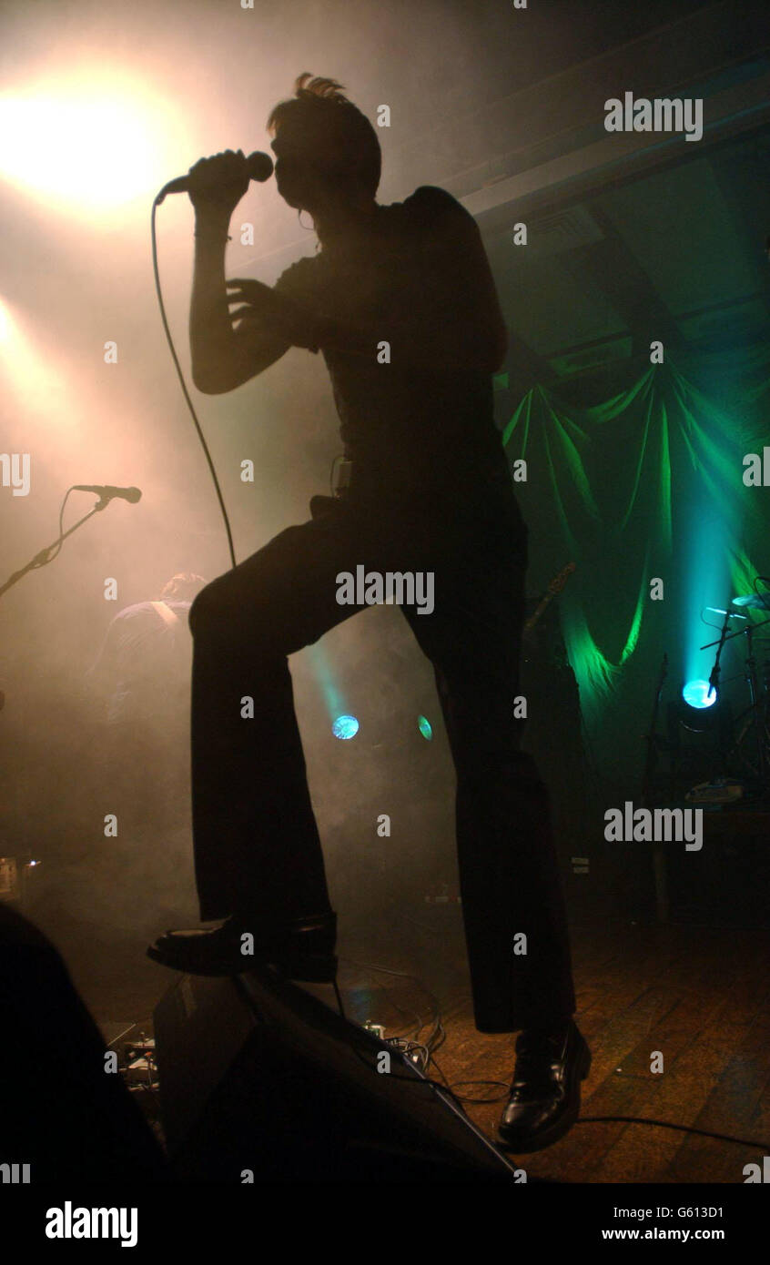 Brett Anderson - Suede Concert Stock Photo - Alamy