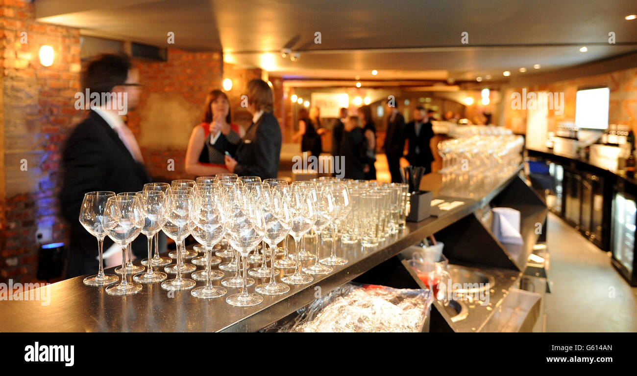 Guest begin to arrive at the Professional Publishers Association ...