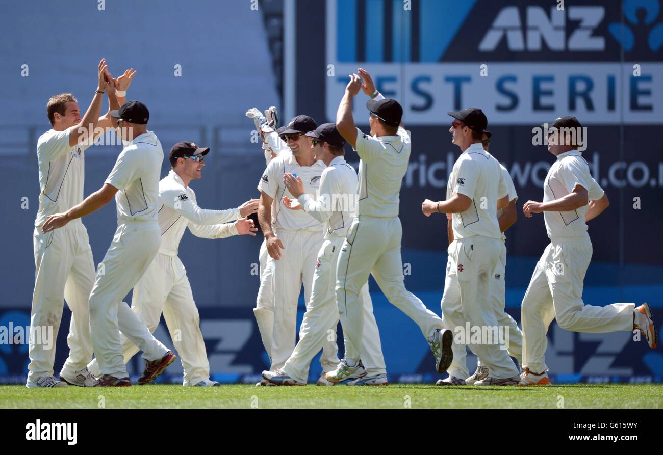 Nick watling hi-res stock photography and images - Alamy