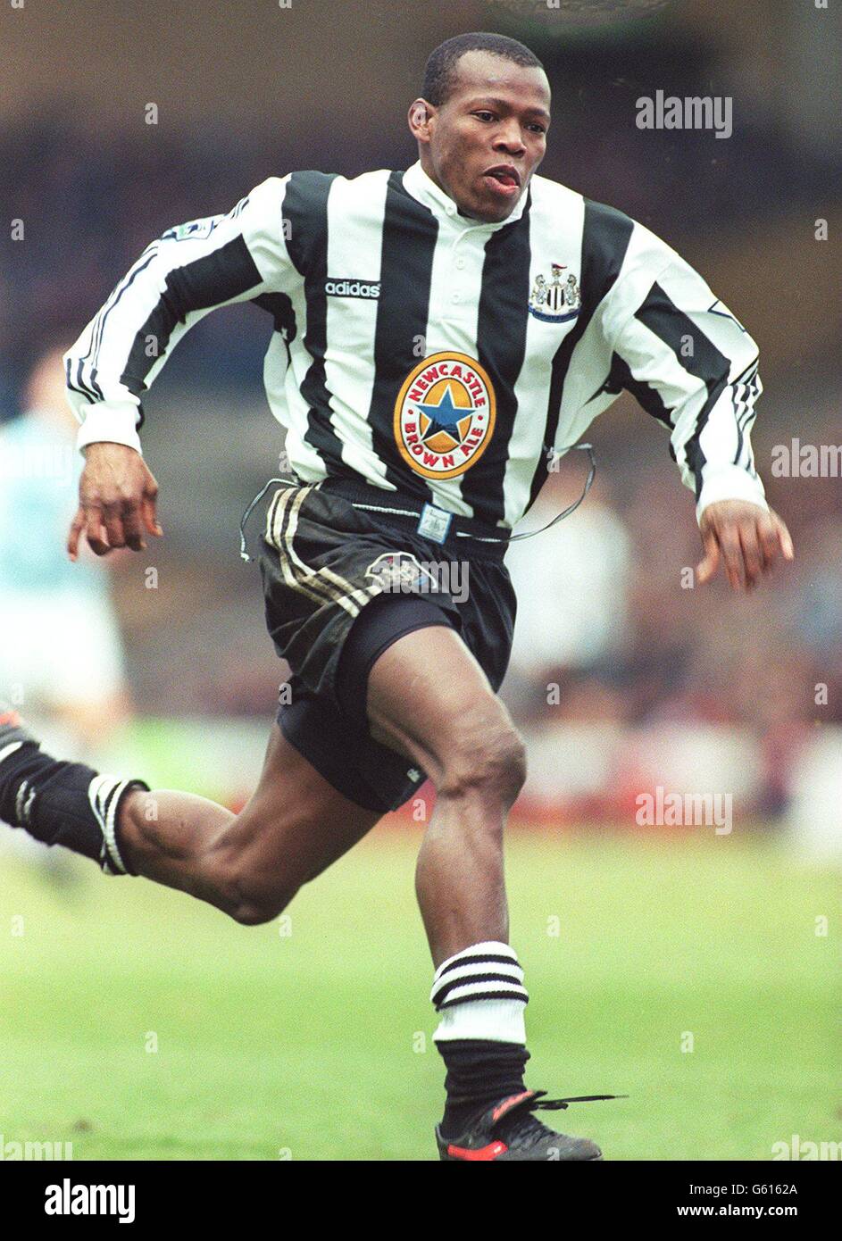 Faustino asprilla hi-res stock photography and images - Alamy
