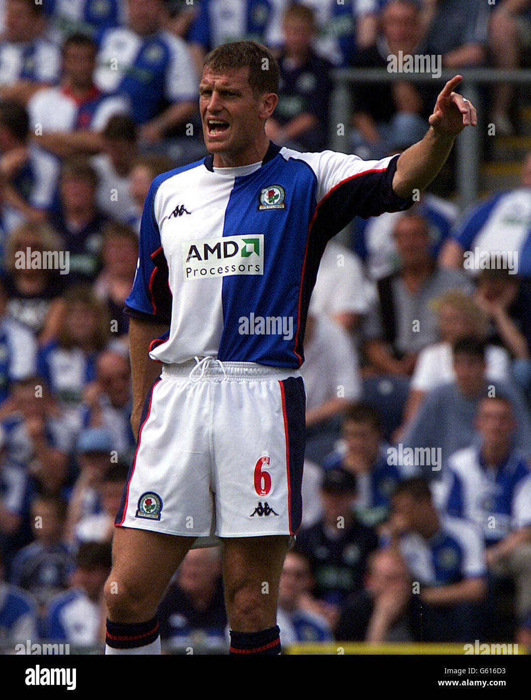 Action clash sport football hi-res stock photography and images - Alamy