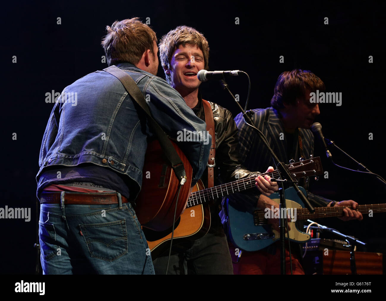 (left to right) Damon Albarn, Noel Gallagher and Graham Coxon ...