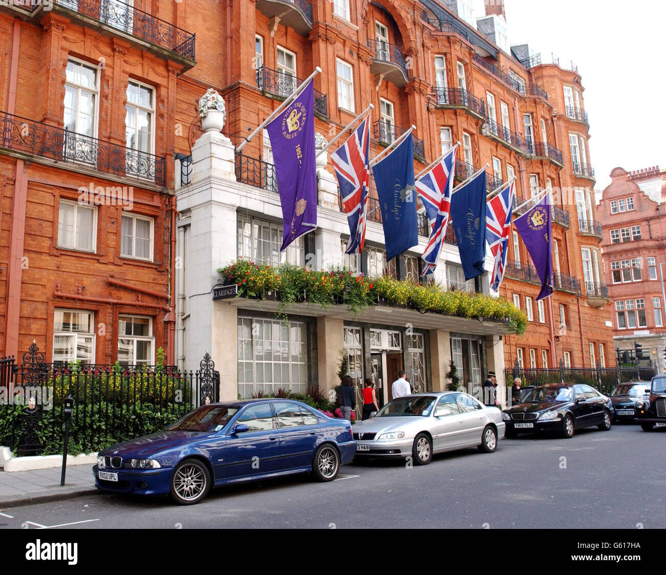Gordon ramsay claridges london hi-res stock photography and images - Alamy