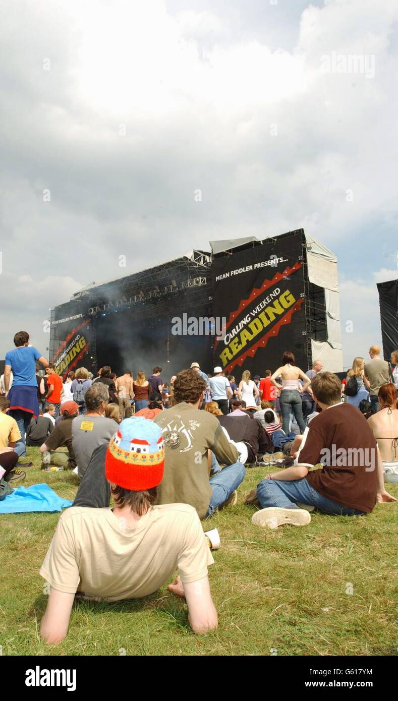 Reading festival 2002 hi-res stock photography and images - Alamy