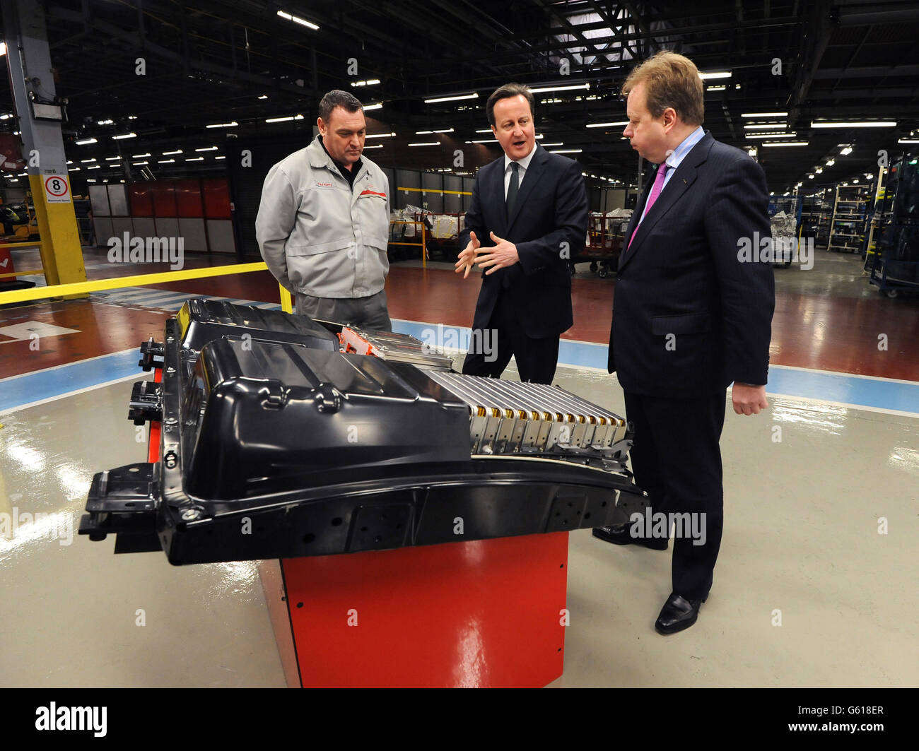 Cameron visits Nissan factory Stock Photo - Alamy