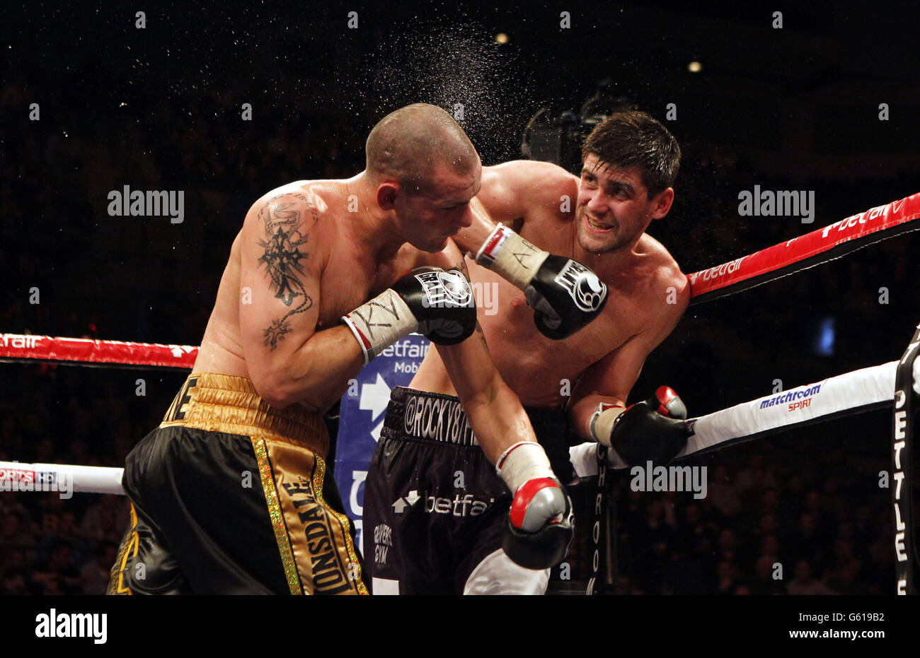 Boxing english super middleweight title hi-res stock photography and ...