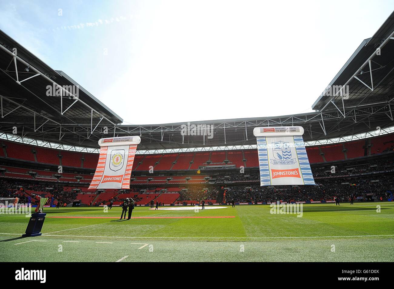 Two flags stadium hi-res stock photography and images - Alamy