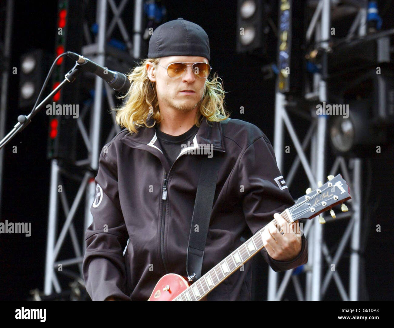 Puddle Of Mudd Stock Photos & Puddle Of Mudd Stock Images - Alamy