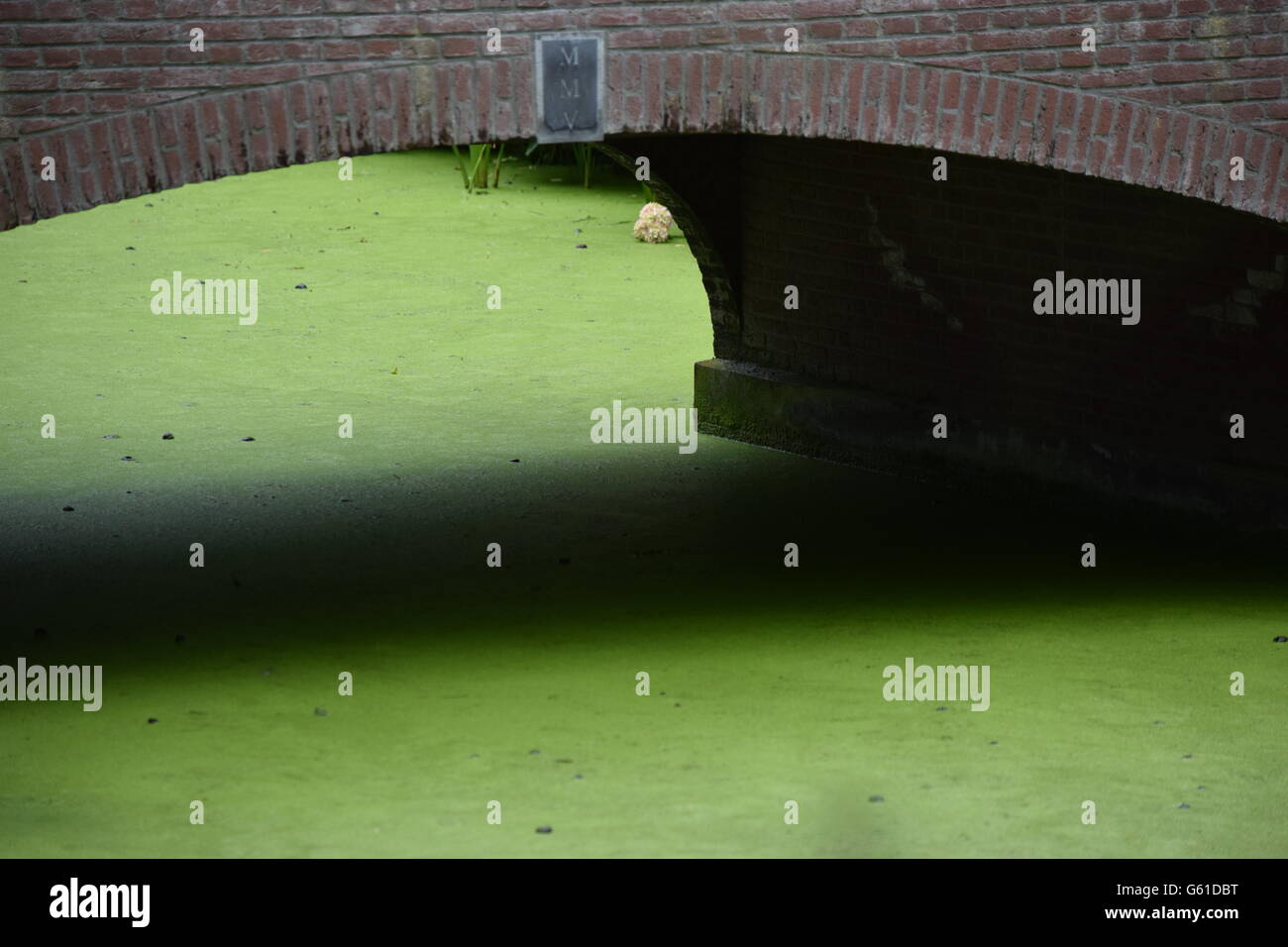 Tunnel light shadows hi-res stock photography and images - Alamy