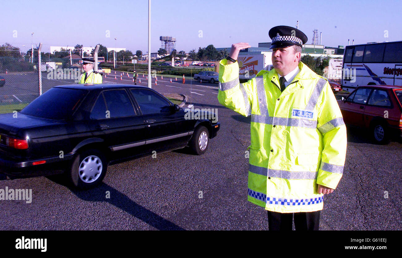 Security checks raf lakenheath hi-res stock photography and images - Alamy