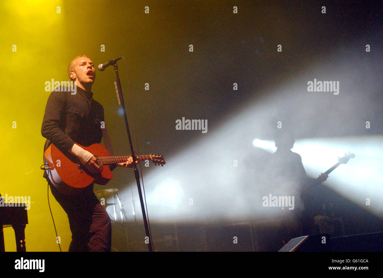 Lead singer of of Coldplay, Chris Martin, performing in concert at the ...
