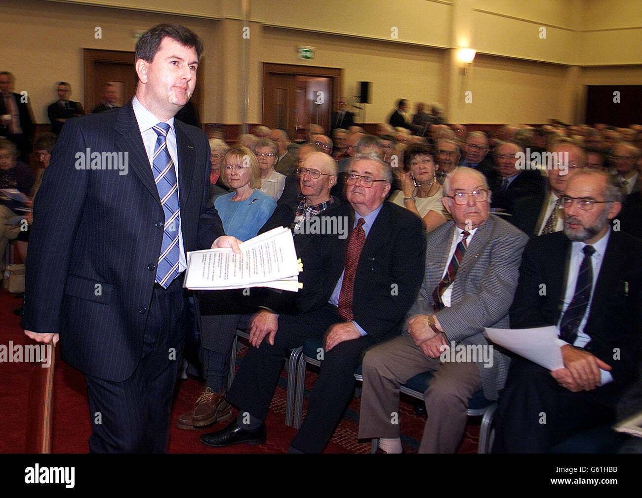Ulster unionist mp jeffrey donaldson hi-res stock photography and ...