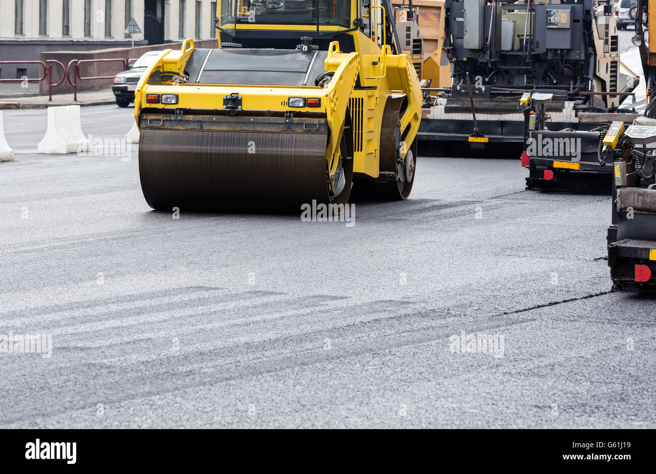 Compacting roller hi-res stock photography and images - Alamy