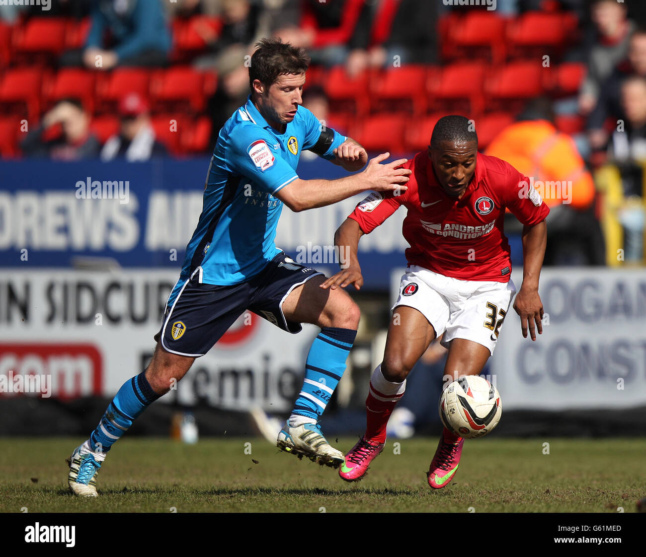 Charlton Athletic's Callum Harriott (right) and Leeds United's David ...