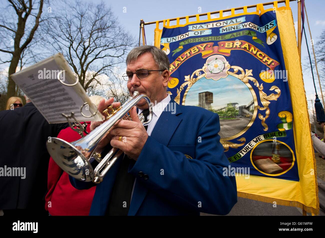 Ex-miners, friends and families gathered today to mark the closing of ...