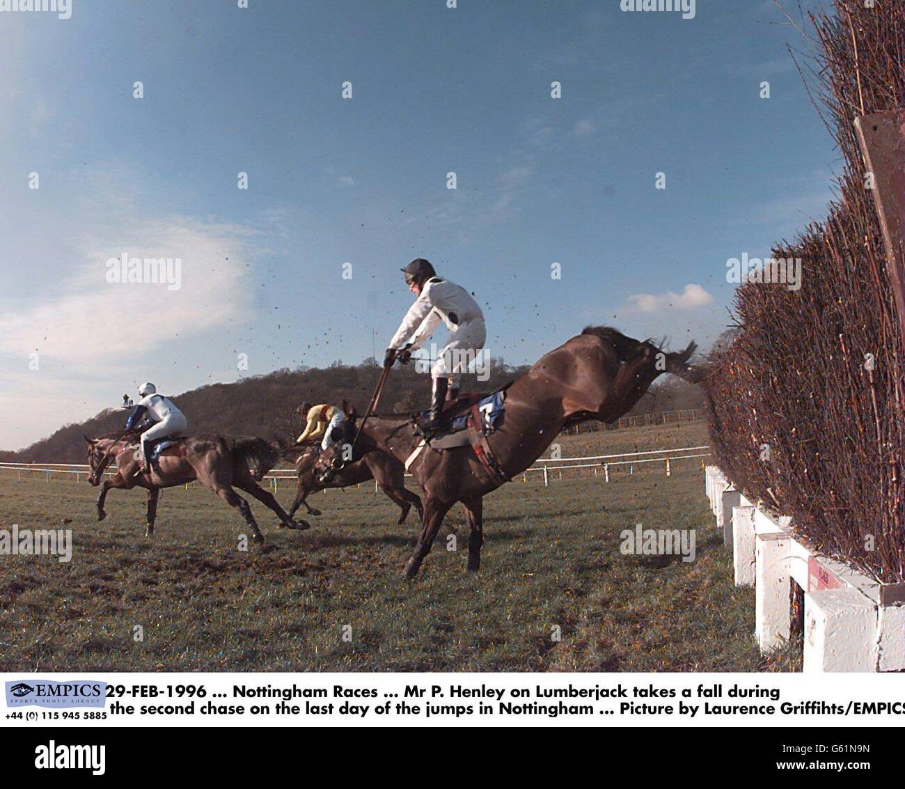 Last day jumps nottingham race course hi-res stock photography and ...