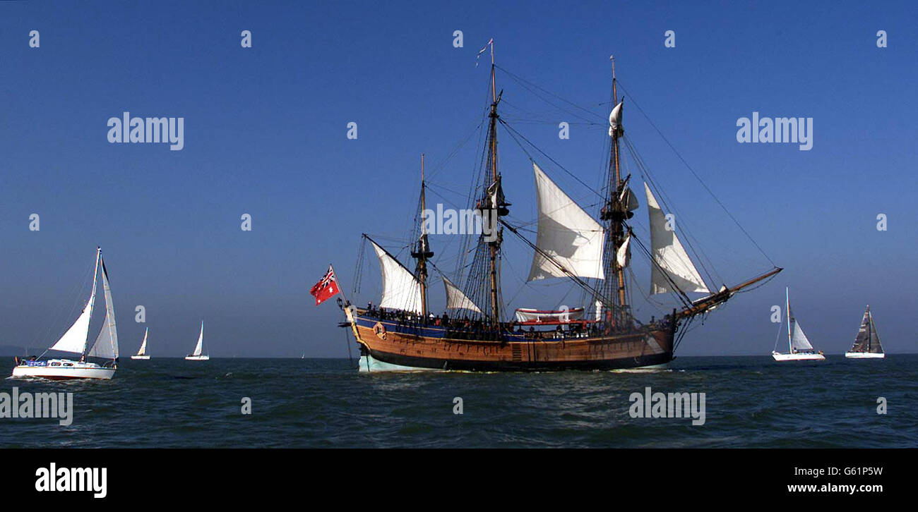 The replica of Captain Cook's 18th century vessel the Endeavour arrives ...