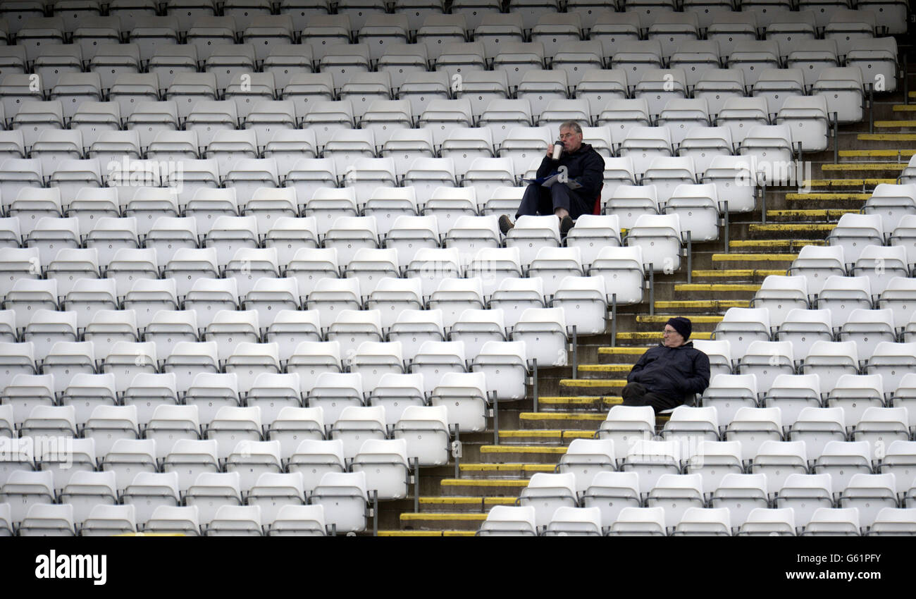 Cricket fans brave the cold temperatures during the LV=County ...