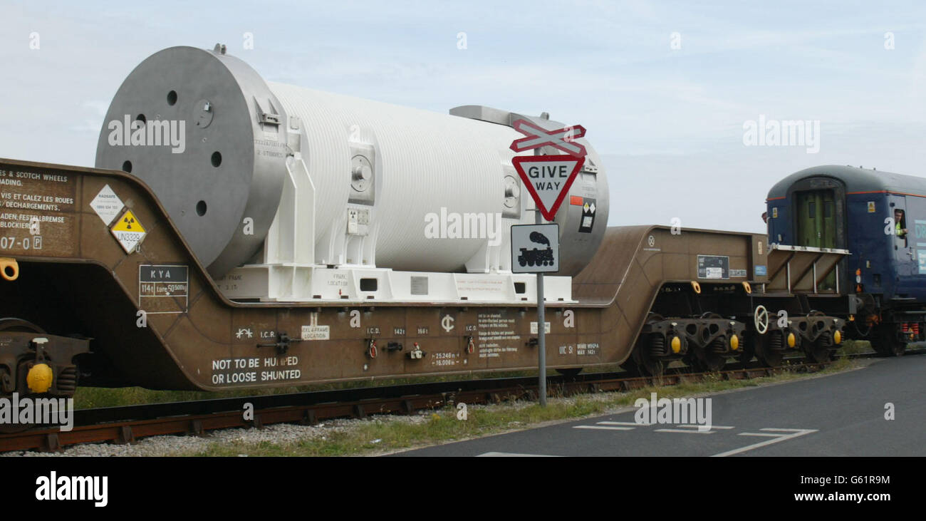 Nuclear flasks hi-res stock photography and images - Alamy
