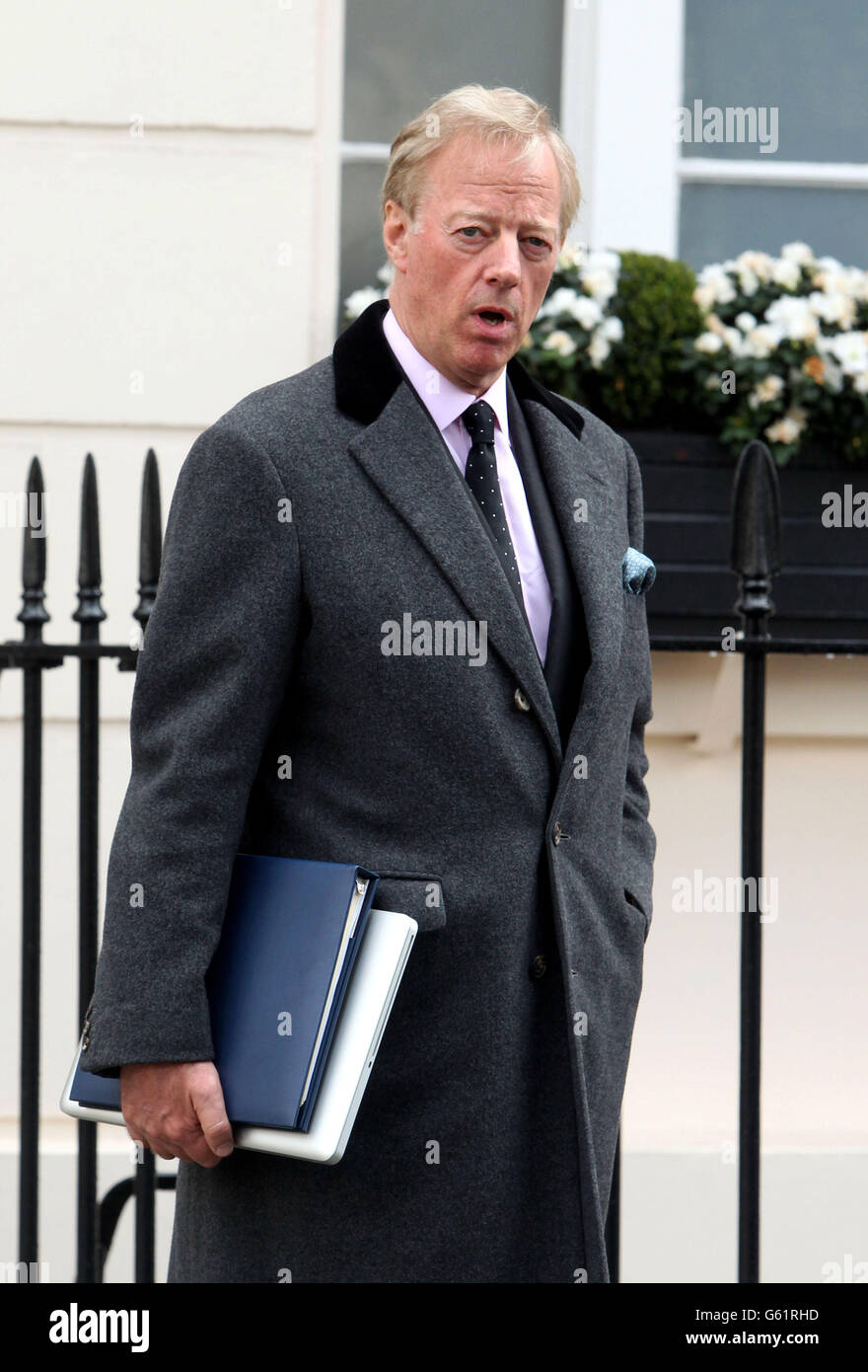 Mark Thatcher leaves the home of his mother, Baroness Margaret Thatcher ...