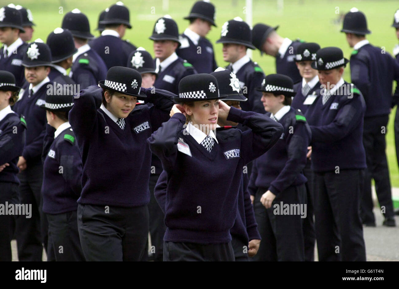 Metropolitan police training and driving school recruits hi-res stock ...