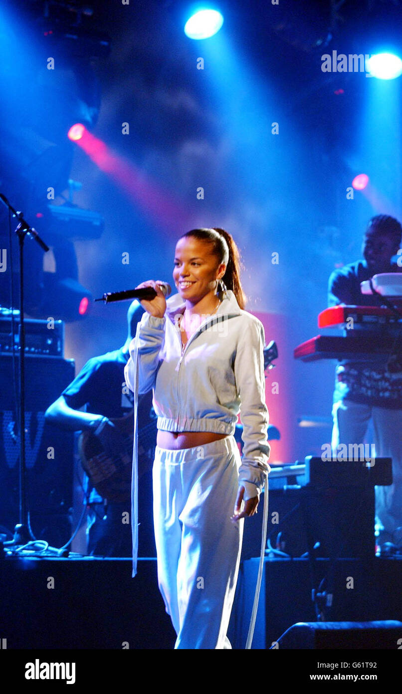 Ms dynamite performing on stage hi-res stock photography and images - Alamy