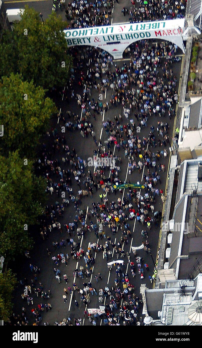 Protest demo banner hi-res stock photography and images - Alamy