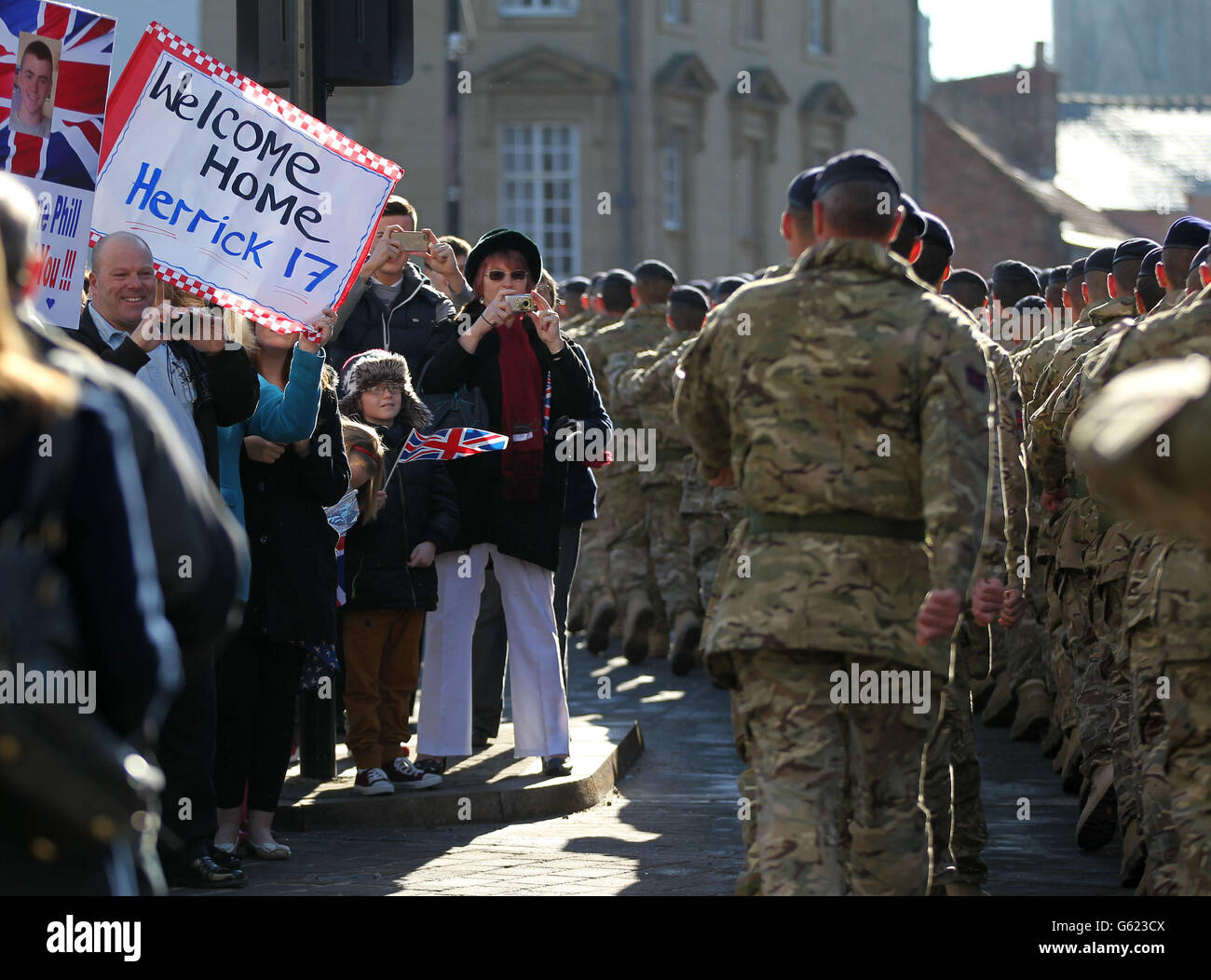 21 engineer regiment returns home from afghanistan hi-res stock ...