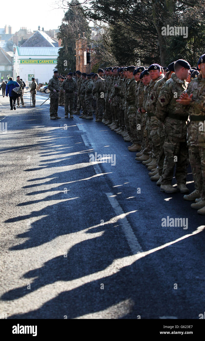 Troops from 21 Engineer Regiment prepare to march to Ripon Cathedral ...