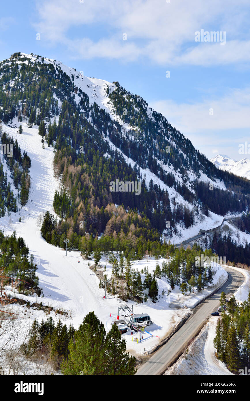 Les arcs france trees hi-res stock photography and images - Alamy