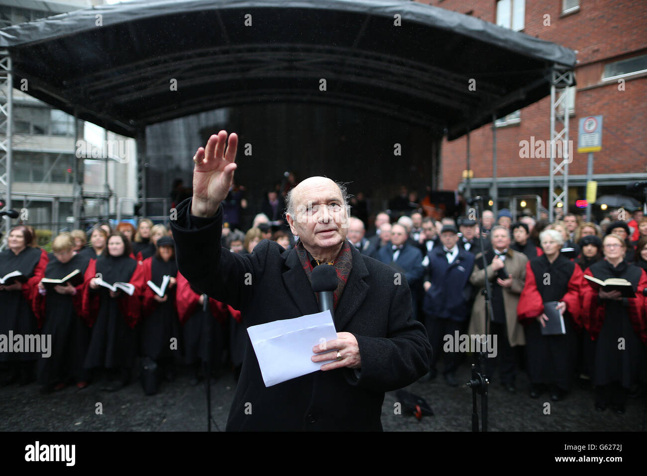 Proinnsías Ó Duinn and Our Lady's Choral Society in Dublin for the ...