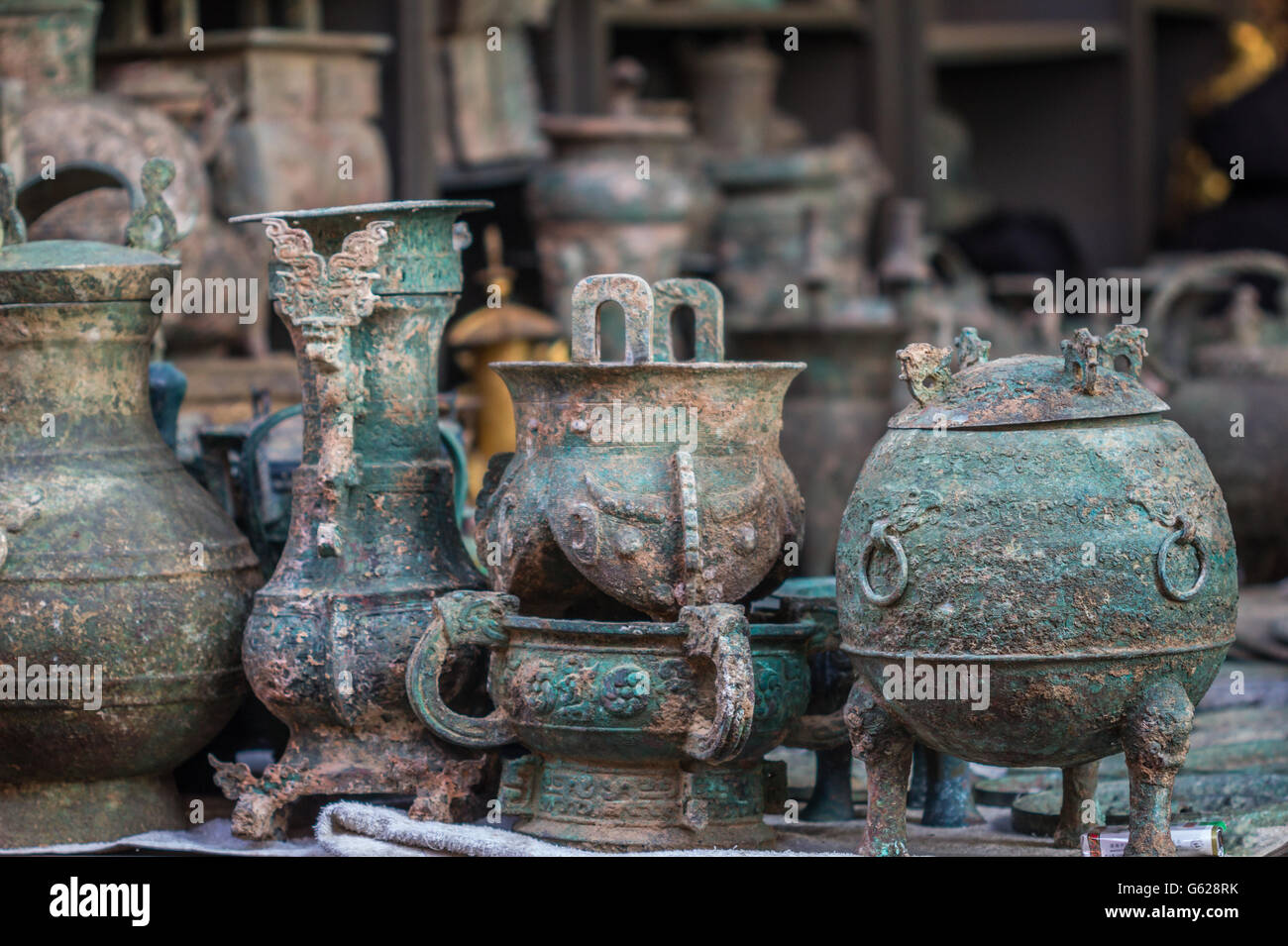 Antique objects hi-res stock photography and images - Alamy