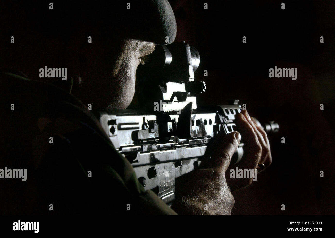 SA80 A2 Rifle Stock Photo - Alamy