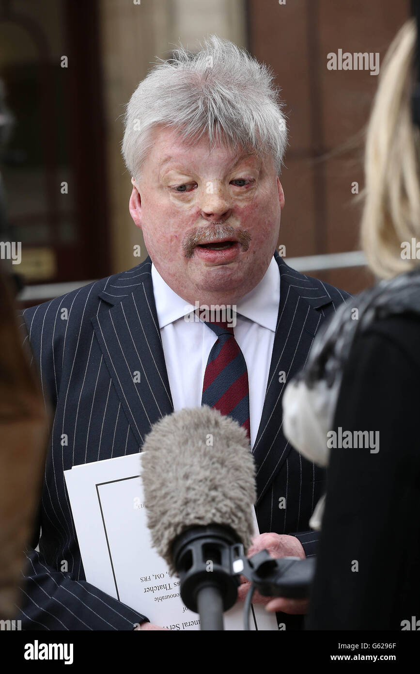 Simon weston family hi-res stock photography and images - Alamy