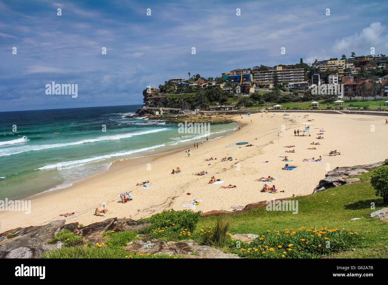 Bronte beach hi-res stock photography and images - Alamy