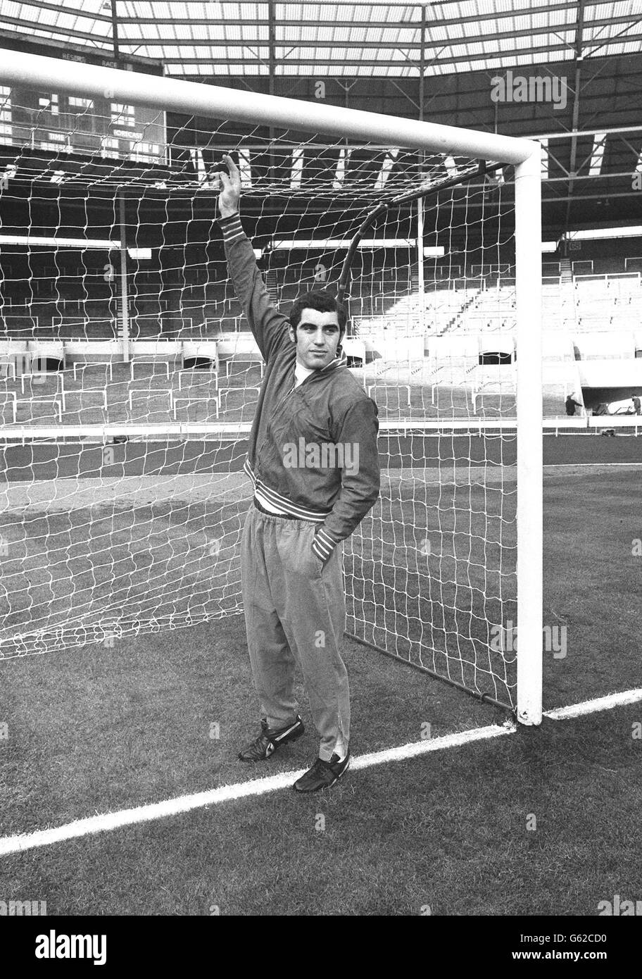 Peter shilton hi-res stock photography and images - Alamy