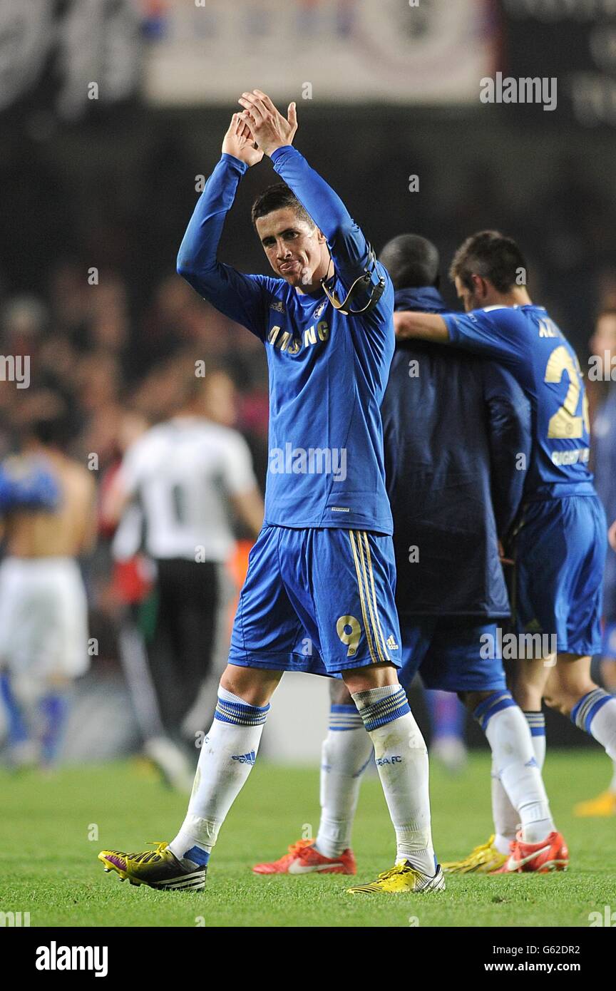 Chelsea's Fernando Torres celebrates and acknowledges the crowd after ...